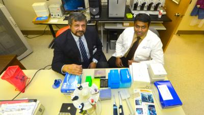 Drs. Amyn Rojiani and Ravindra [IMAGE] | EurekAlert! Science News Releases