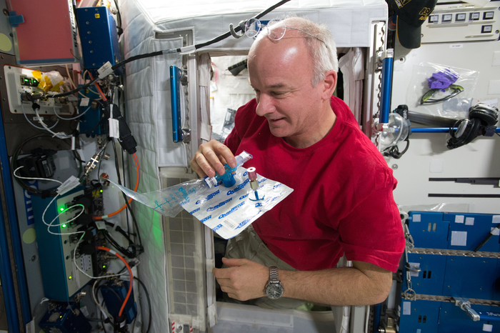 Astronaut Jeff Williams collec [IMAGE] | EurekAlert! Science News Releases