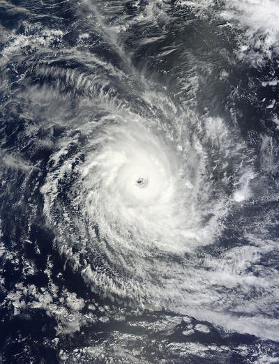 NASA sees powerful Tropical Cyclone Bruce sta | EurekAlert!