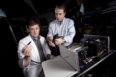 Neil Terry and Adam Wax, Duke [IMAGE] | EurekAlert! Science News Releases