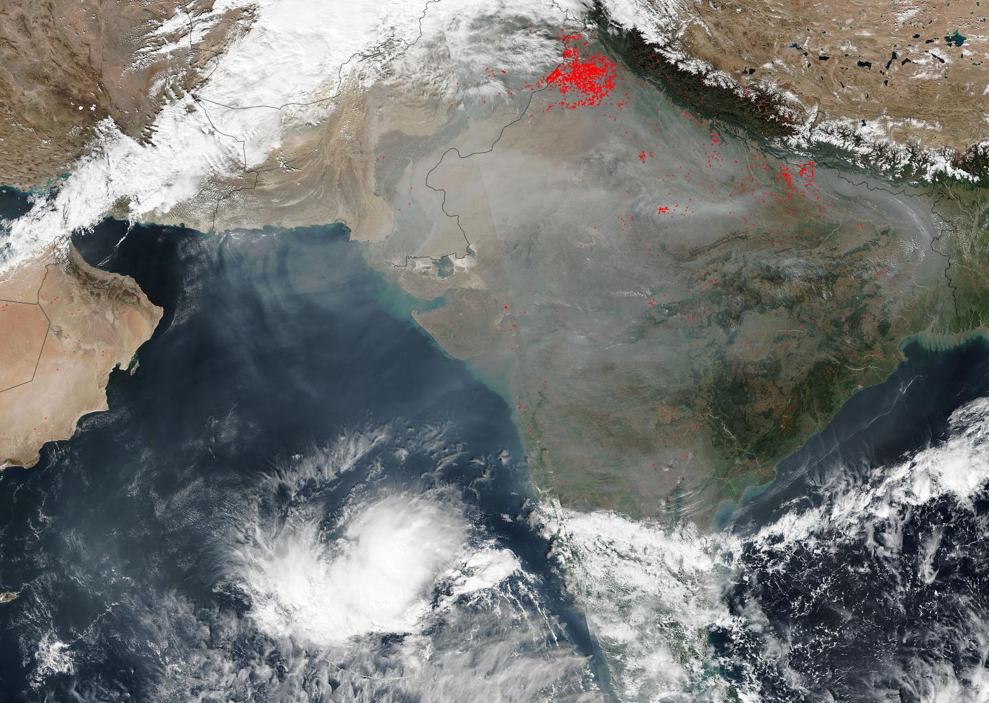 Hundreds of Agricultural Fires in India | EurekAlert!