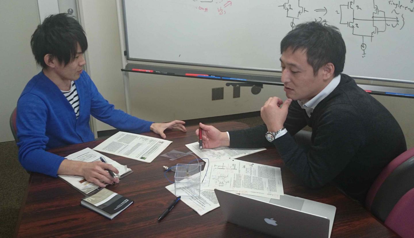 Kenji Okabe and Assistant Prof [IMAGE] | EurekAlert! Science News Releases