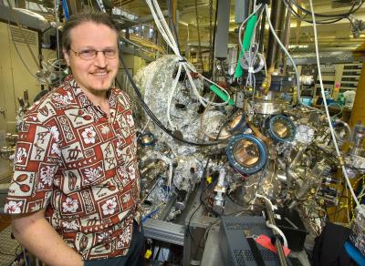 Eli Rotenberg, DOE/Lawrence Be [IMAGE] | EurekAlert! Science News Releases