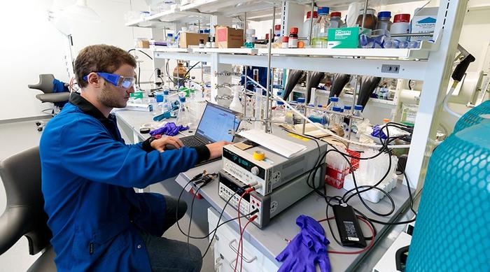 First author Eli Hoenig [IMAGE] | EurekAlert! Science News Releases