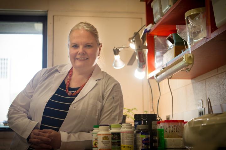 Jennifer Lemon, McMaster Unive [IMAGE] | EurekAlert! Science News Releases