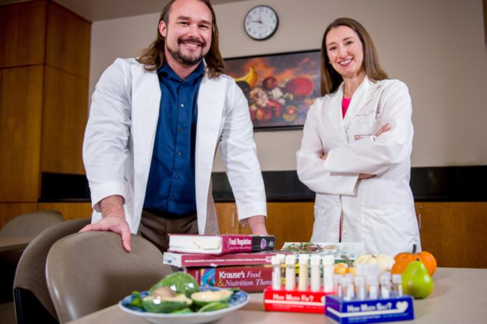 Dr. Jacob Mey and Renee Stelze [IMAGE] | EurekAlert! Science News Releases