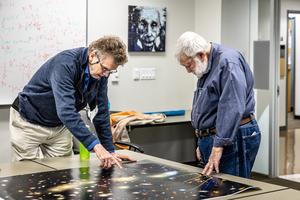 Webb telescope: Bending galaxies and historie | EurekAlert!