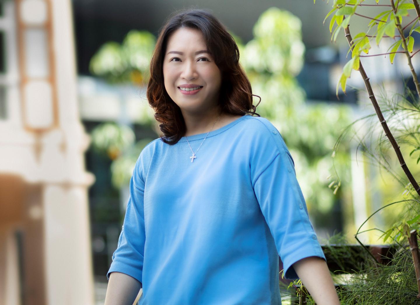 SMU Associate Professor Cheng [IMAGE] | EurekAlert! Science News Releases