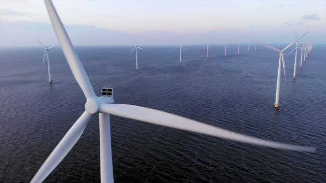 Assembling offshore wind turbines | EurekAlert!