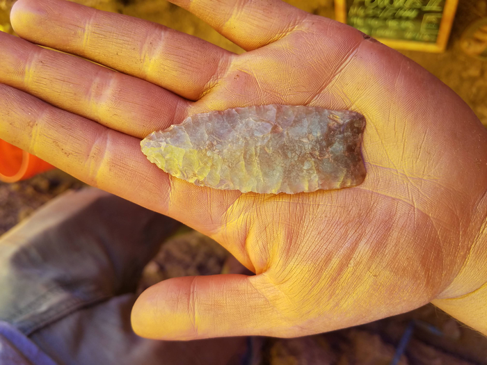 Clovis point at red ocher mine [IMAGE] | EurekAlert! Science News Releases