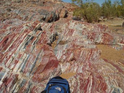 Banded Rocks [IMAGE] | EurekAlert! Science News Releases