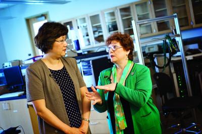 Portable brain-mapping device allows UT Arlin | EurekAlert!