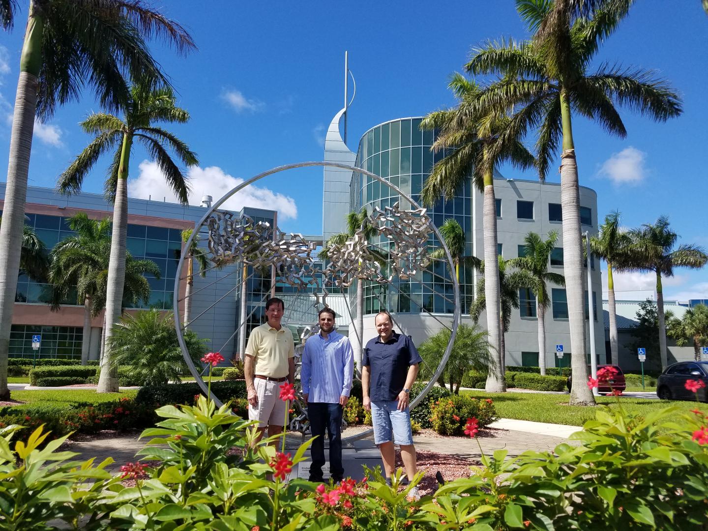 Alex Nanna, Christoph Rader, T [IMAGE] | EurekAlert! Science News Releases