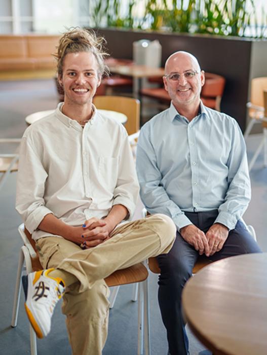 'Mr Luke' (reception teacher, [IMAGE] | EurekAlert! Science News Releases