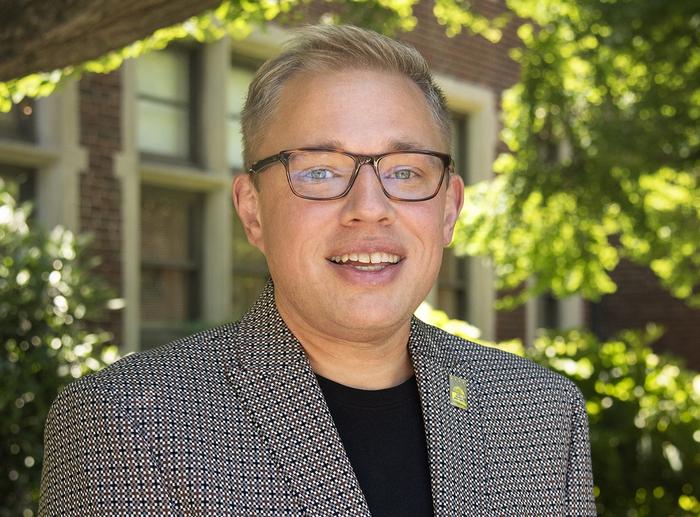 UT Extension Consumer Economics Specialist na | EurekAlert!