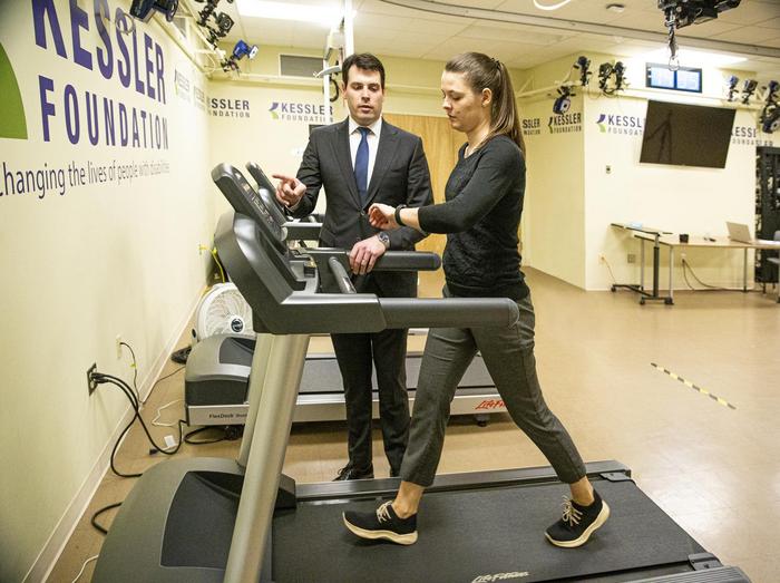 Treadmill training for an MS r [IMAGE] | EurekAlert! Science News Releases