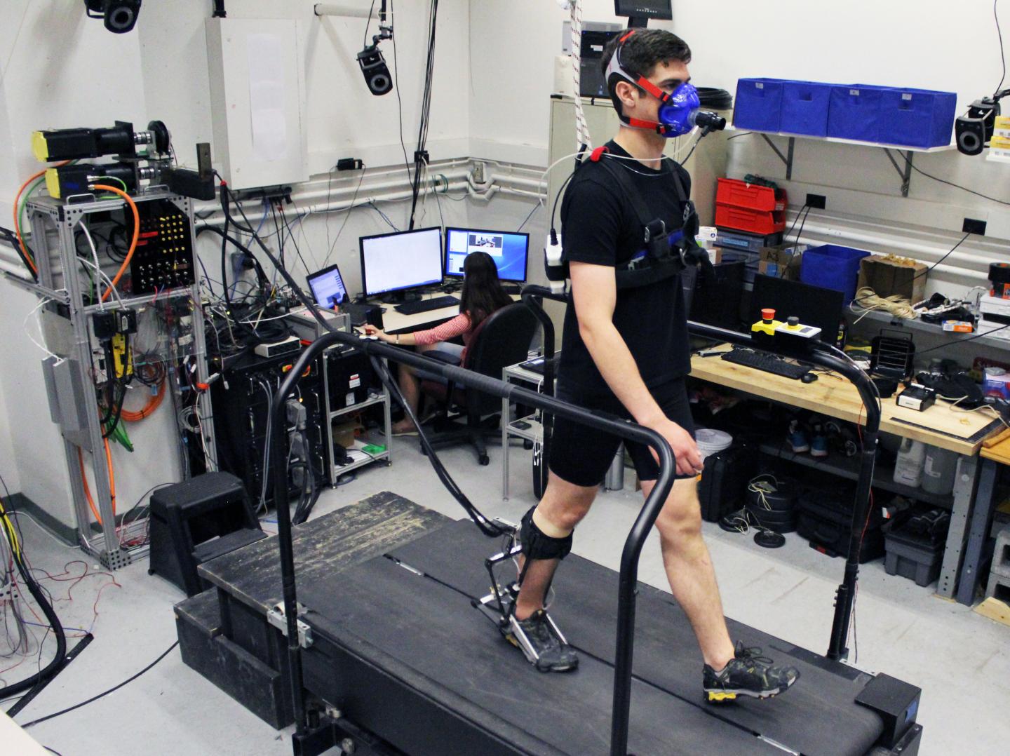Personalized Exoskeletons Are Taking Support | EurekAlert!
