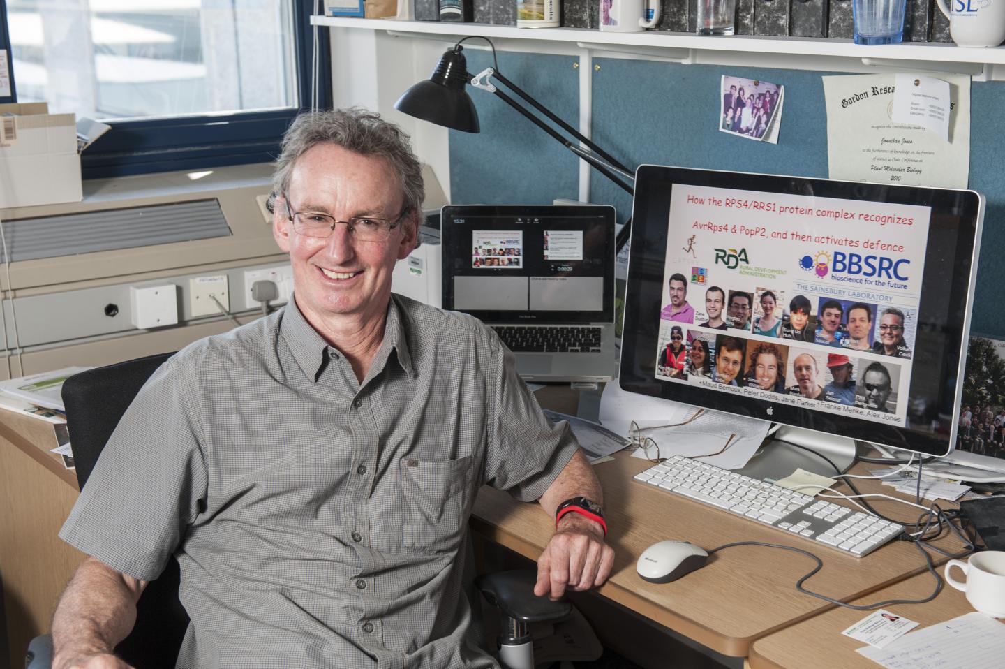 Jonathan Jones, John Innes Cen [IMAGE] | EurekAlert! Science News Releases