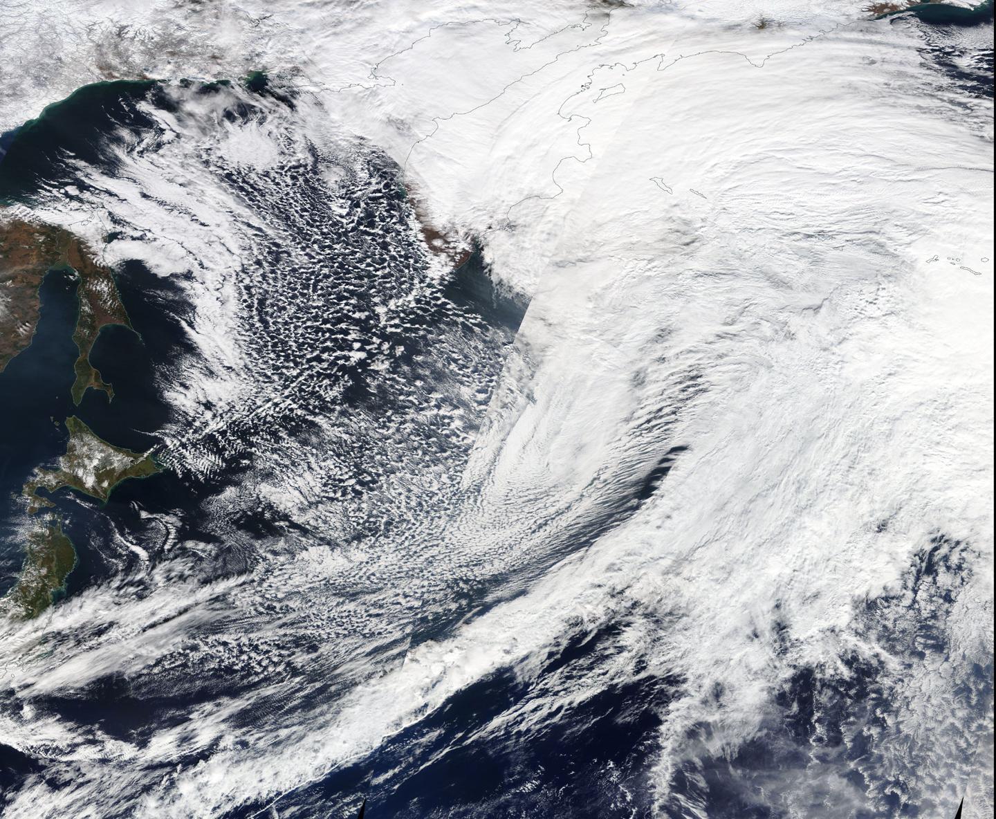 Terra image of Lan [IMAGE] | EurekAlert! Science News Releases
