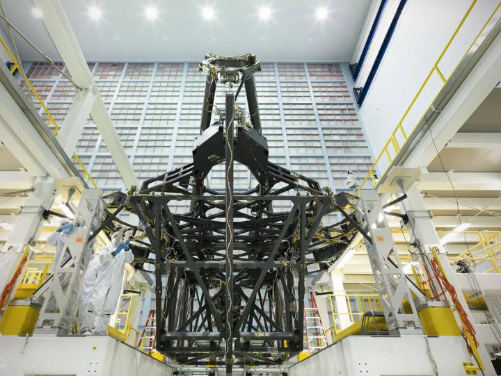 James Webb Space Telescope Structure Poised f | EurekAlert!