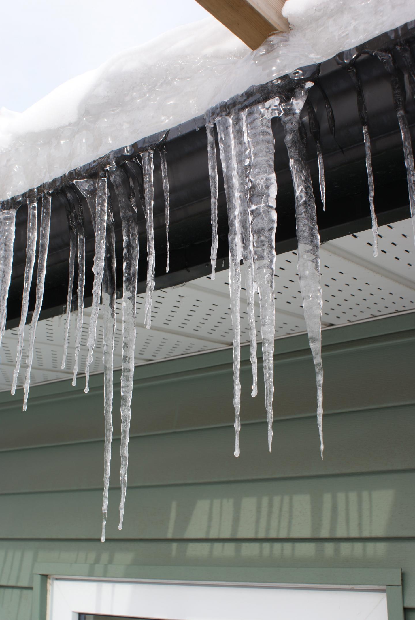 Natural Icicles [IMAGE] | EurekAlert! Science News Releases
