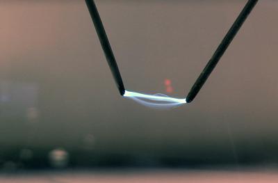 Spark Discharge [IMAGE] | EurekAlert! Science News Releases