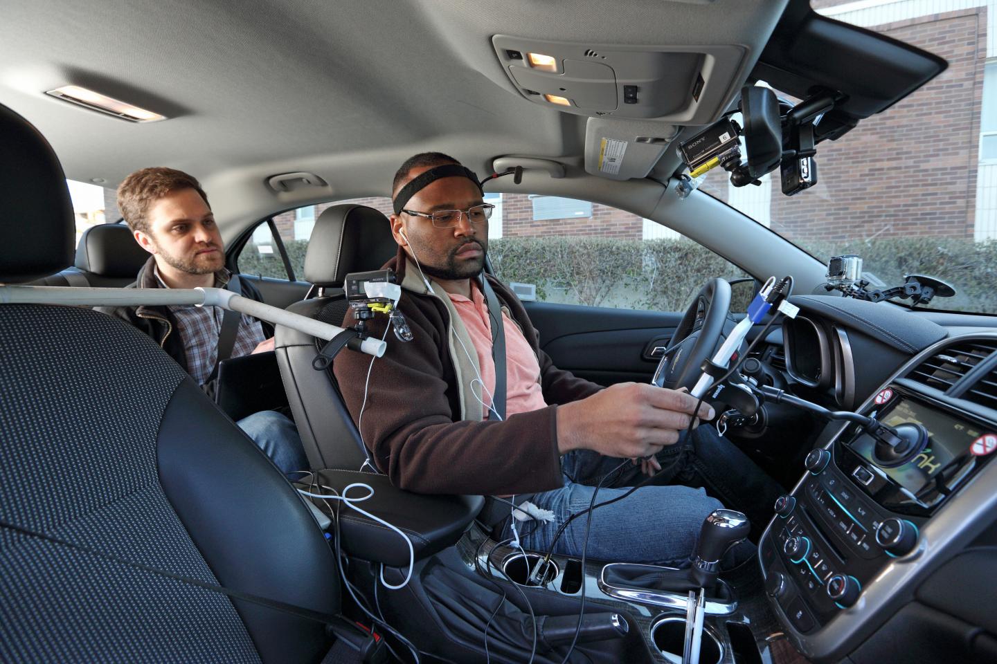 Driver Distraction Study [IMAGE] | EurekAlert! Science News Releases