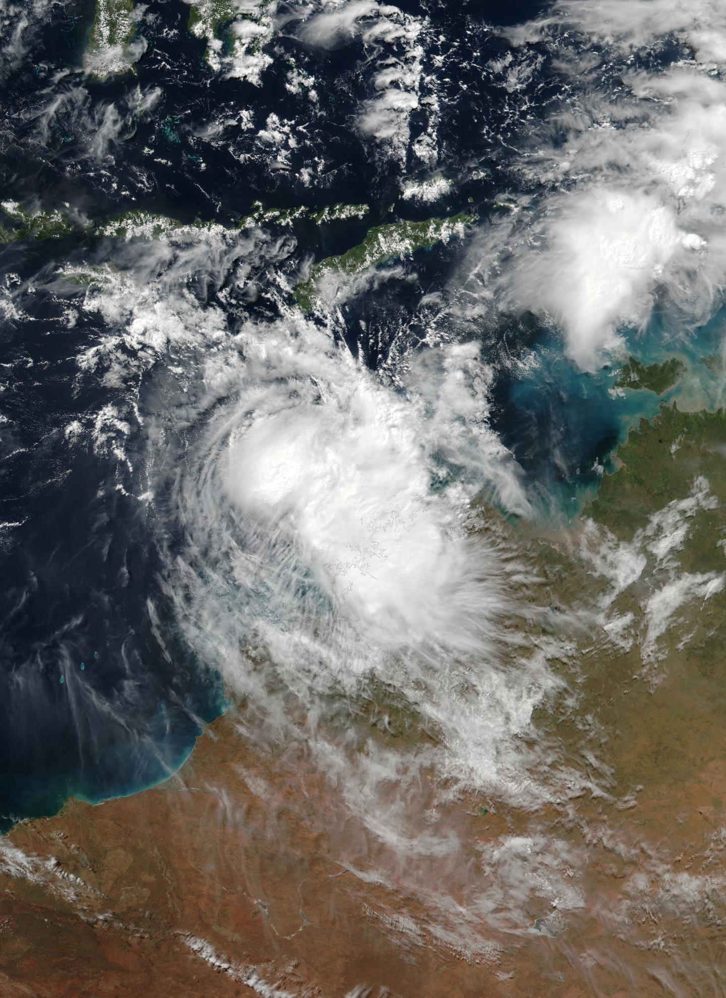 NASA Sees Tropical Cyclone Frances Spinning D | EurekAlert!