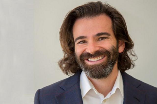 Jeff Stibel, Tufts University [IMAGE] | EurekAlert! Science News Releases