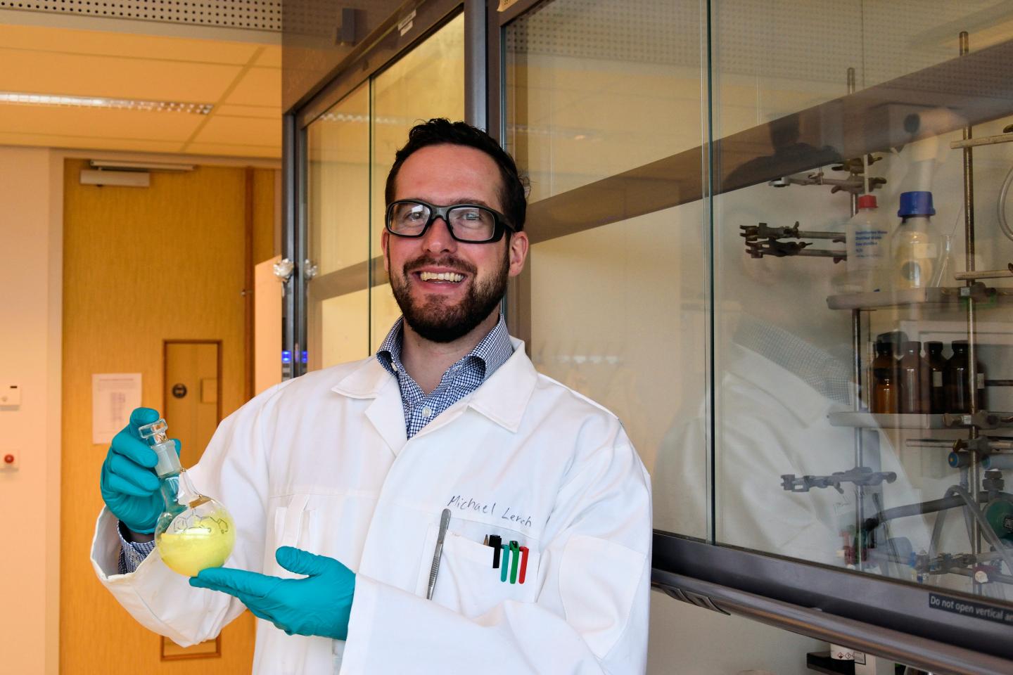 Michael Lerch with Precursor f [IMAGE] | EurekAlert! Science News Releases