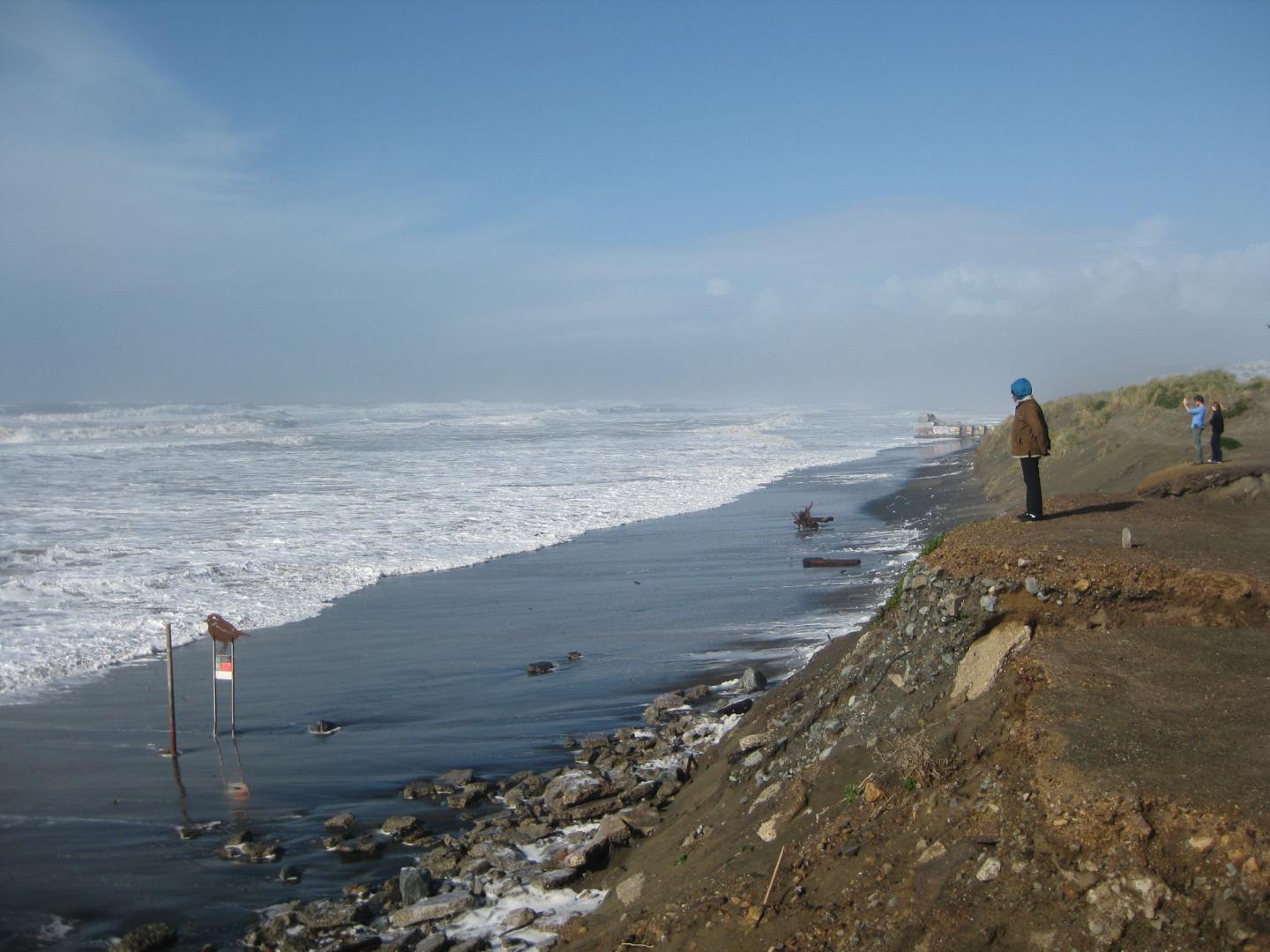 Severe Coastal Erosion During [IMAGE] | EurekAlert! Science News Releases