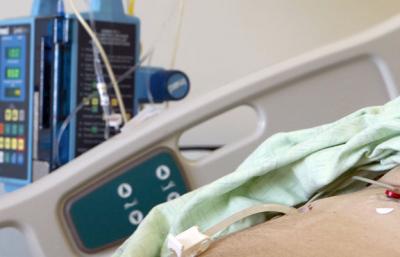 Doctor's specialty predicts feeding tube use | EurekAlert!