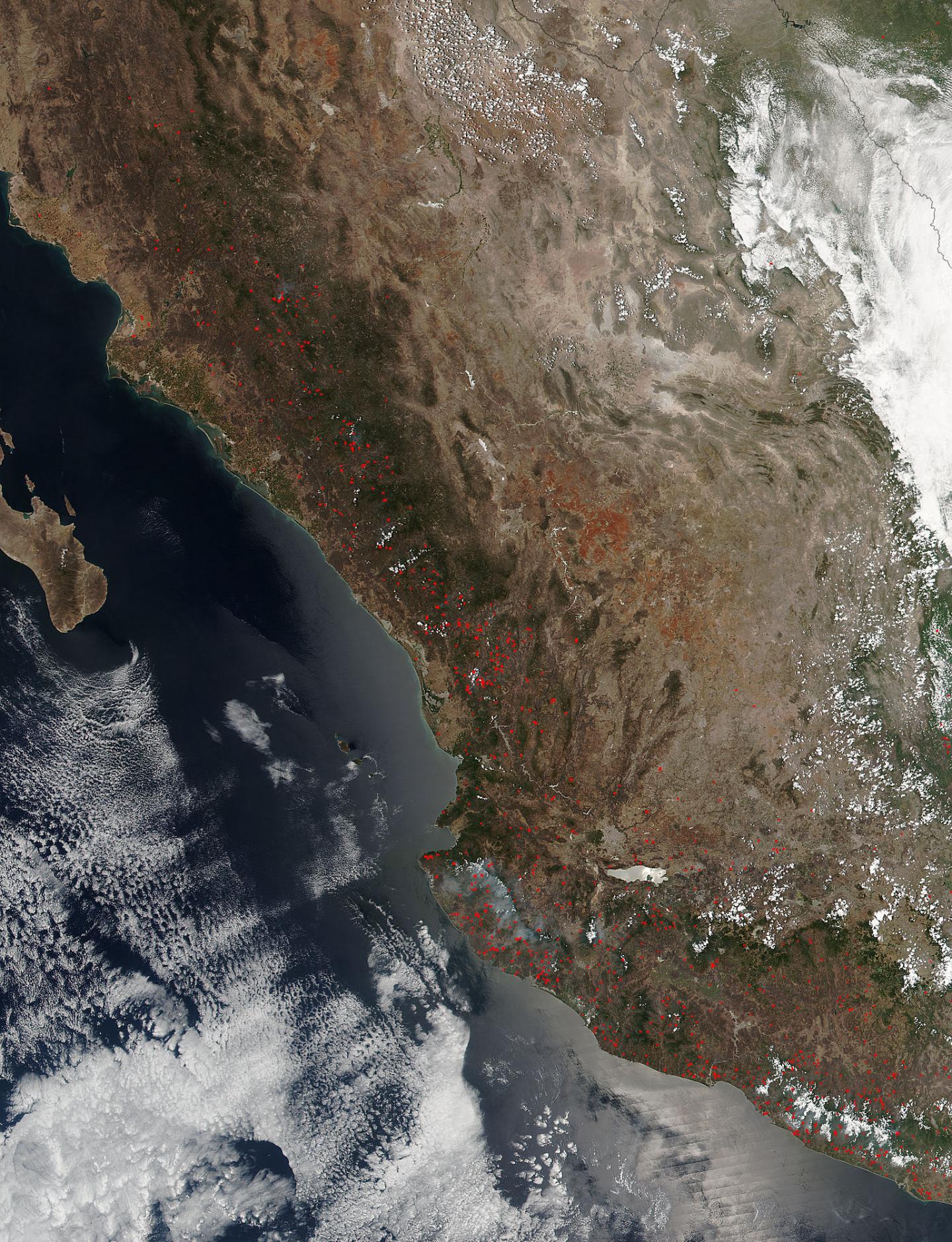 NASA Sees Fires in Western Mexico | EurekAlert!