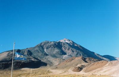 Earth's highest known microbial systems fuele | EurekAlert!