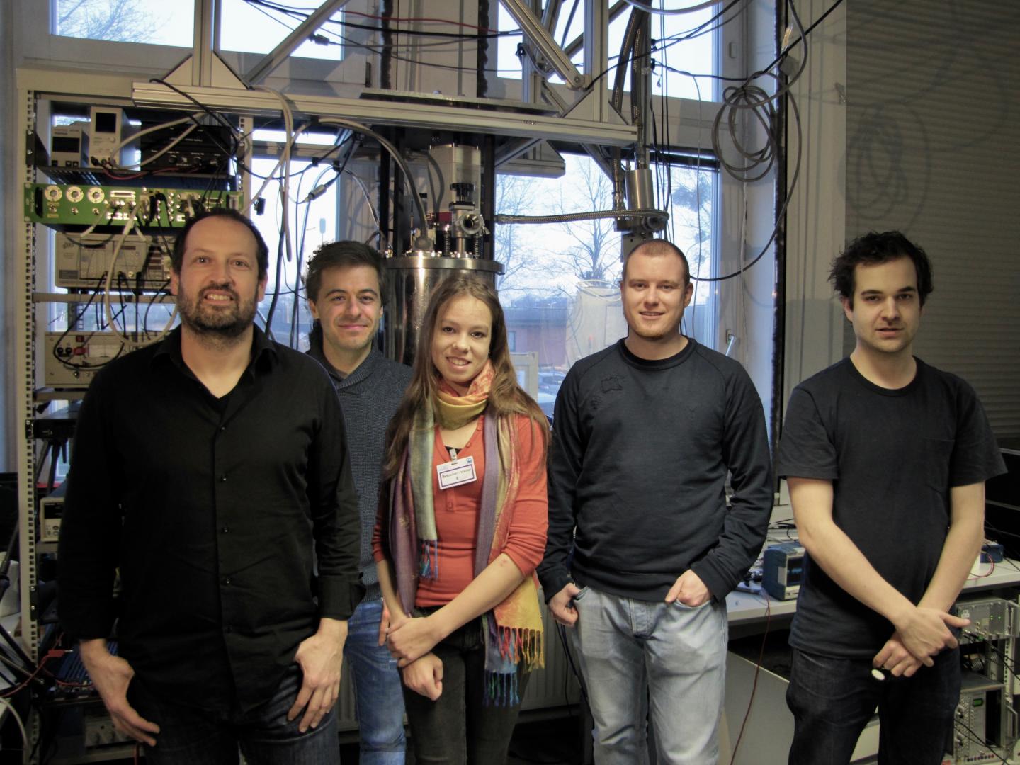 Team Diamond [IMAGE] | EurekAlert! Science News Releases