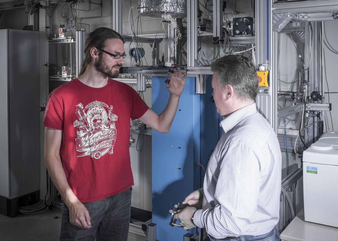 Natural Gas Is Converted into [IMAGE] | EurekAlert! Science News Releases